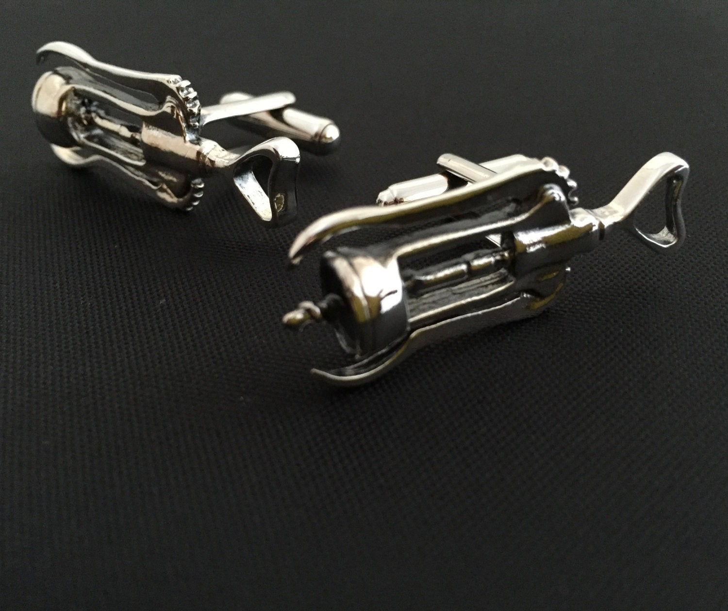 Wing Corkscrew Cuff Links – Silver Earth Design