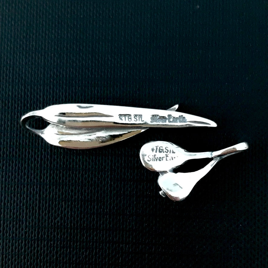 Gumnut and gum leaf pendant - Optional chains – Silver Earth Design