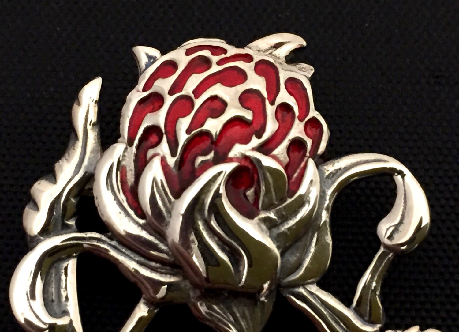 Waratah brooch- sterling silver, cold fill enamel – Silver Earth Design