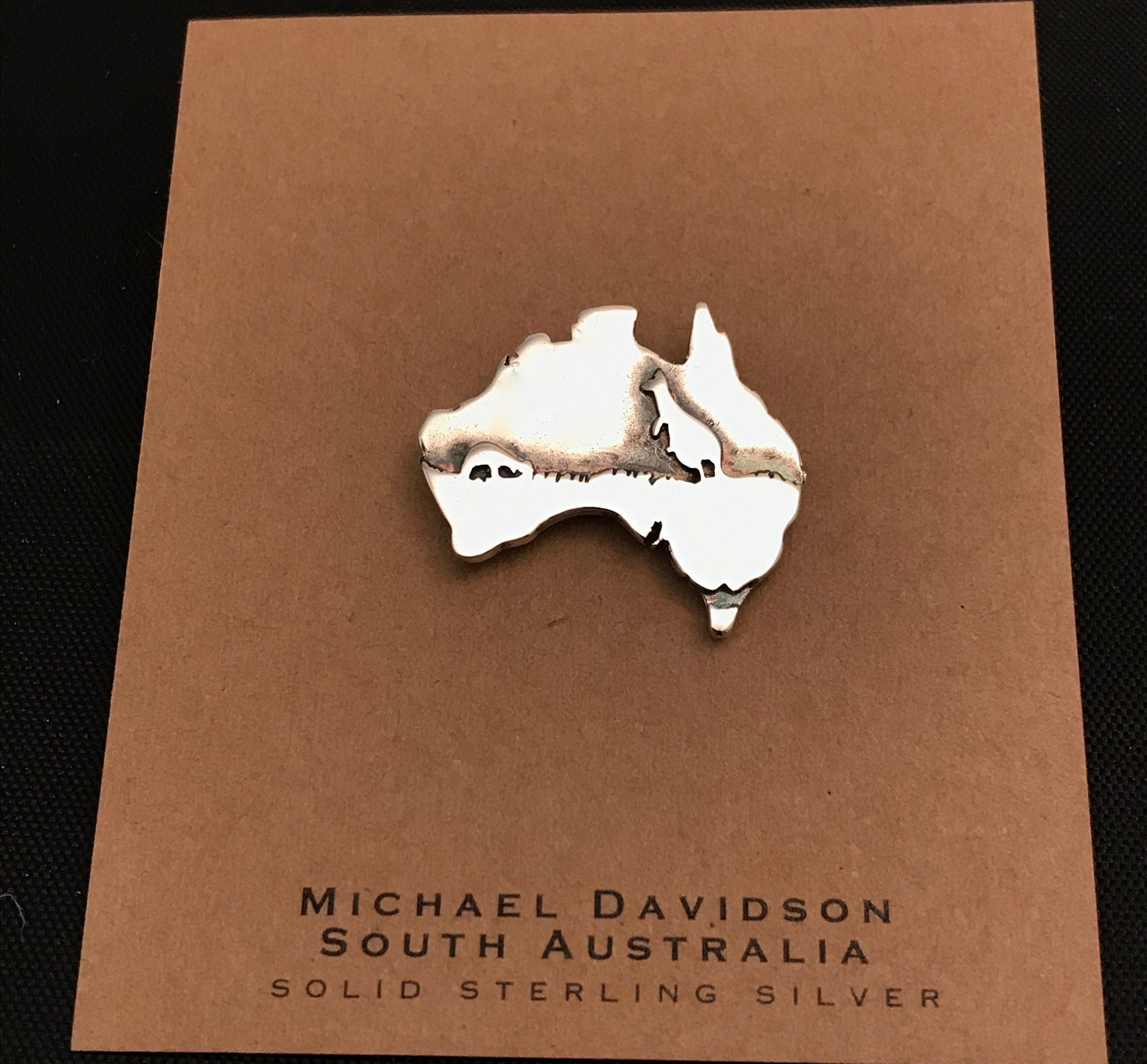 Australia souvenir- lapel/hat pin, solid silver – Silver Earth Design