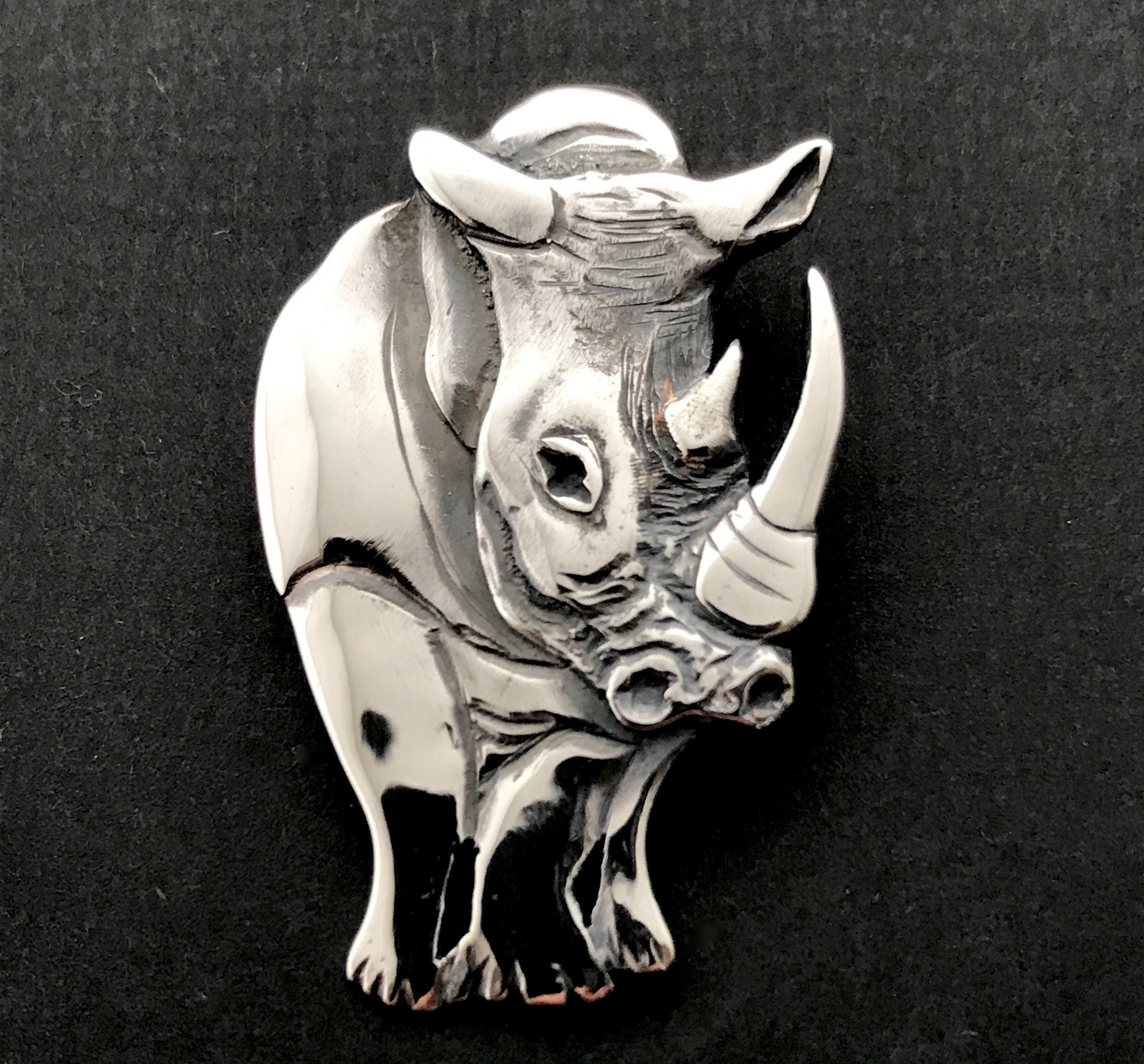 Rhino Brooch - sterling silver – Silver Earth Design